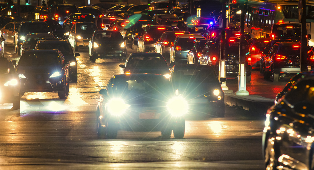 Good headlights as standard still rare, says IIHS | Three60 by eDriving