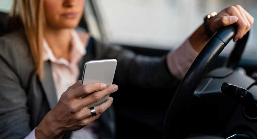 New campaign aims to catch drivers texting | Three60 by eDriving