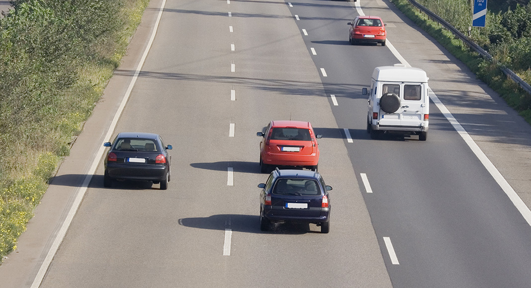 Caught on camera – 10,000 tailgaters spotted in England in two weeks ...