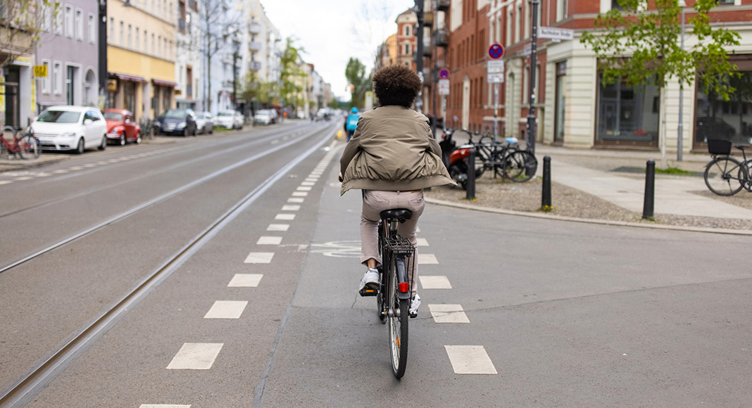 New report examines cycling infrastructure’s effect on bicycle crashes ...