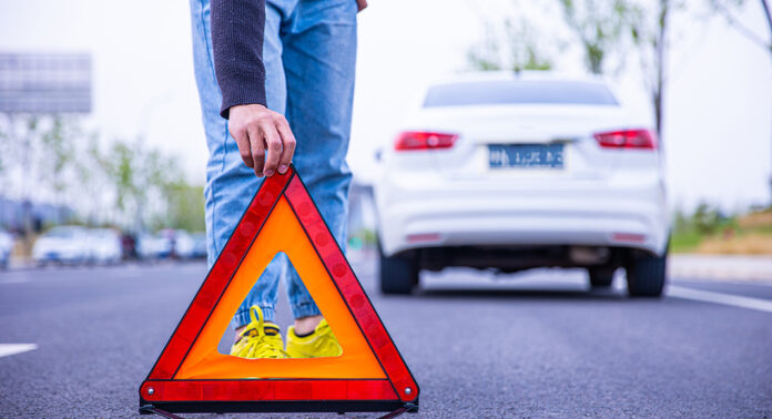 Vehicle-mounted safety signs can help keep roadside workers safe ...